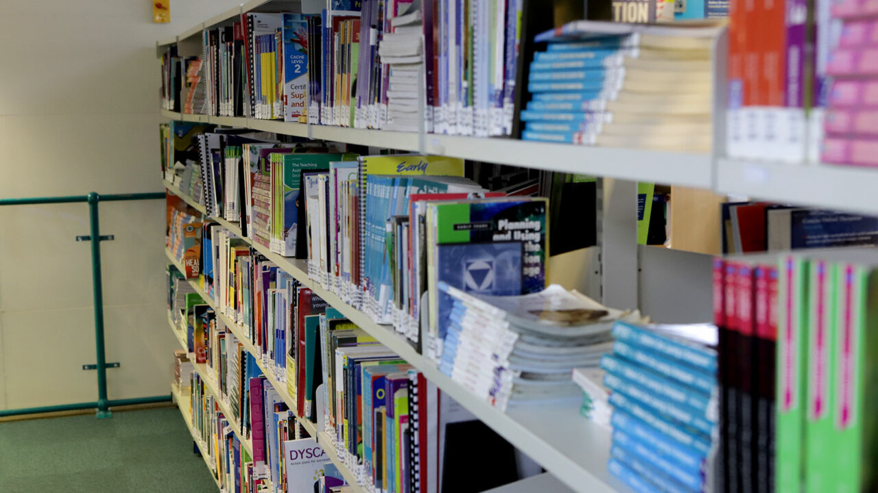 Clifton Library - Rotherham College